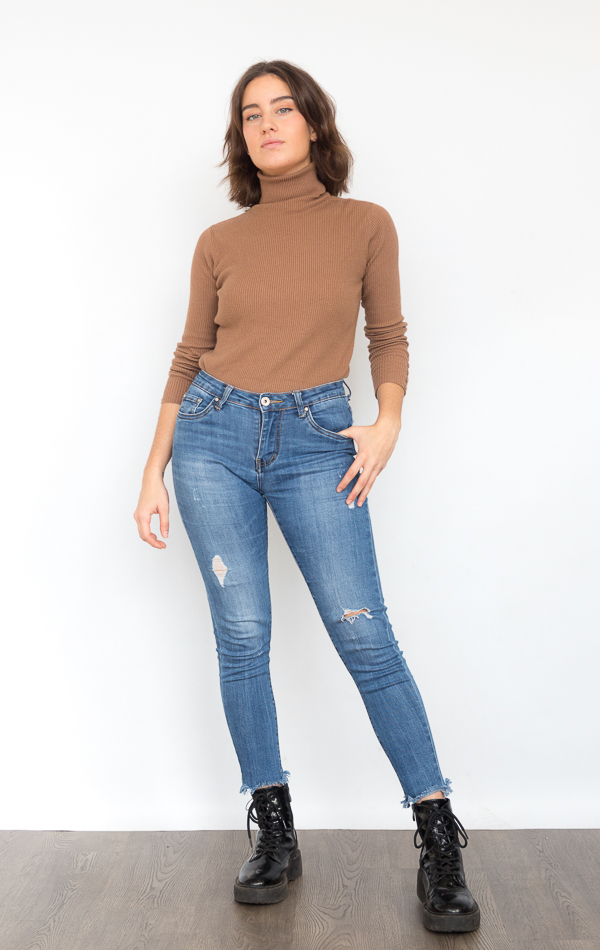 Carla G - Mot Management